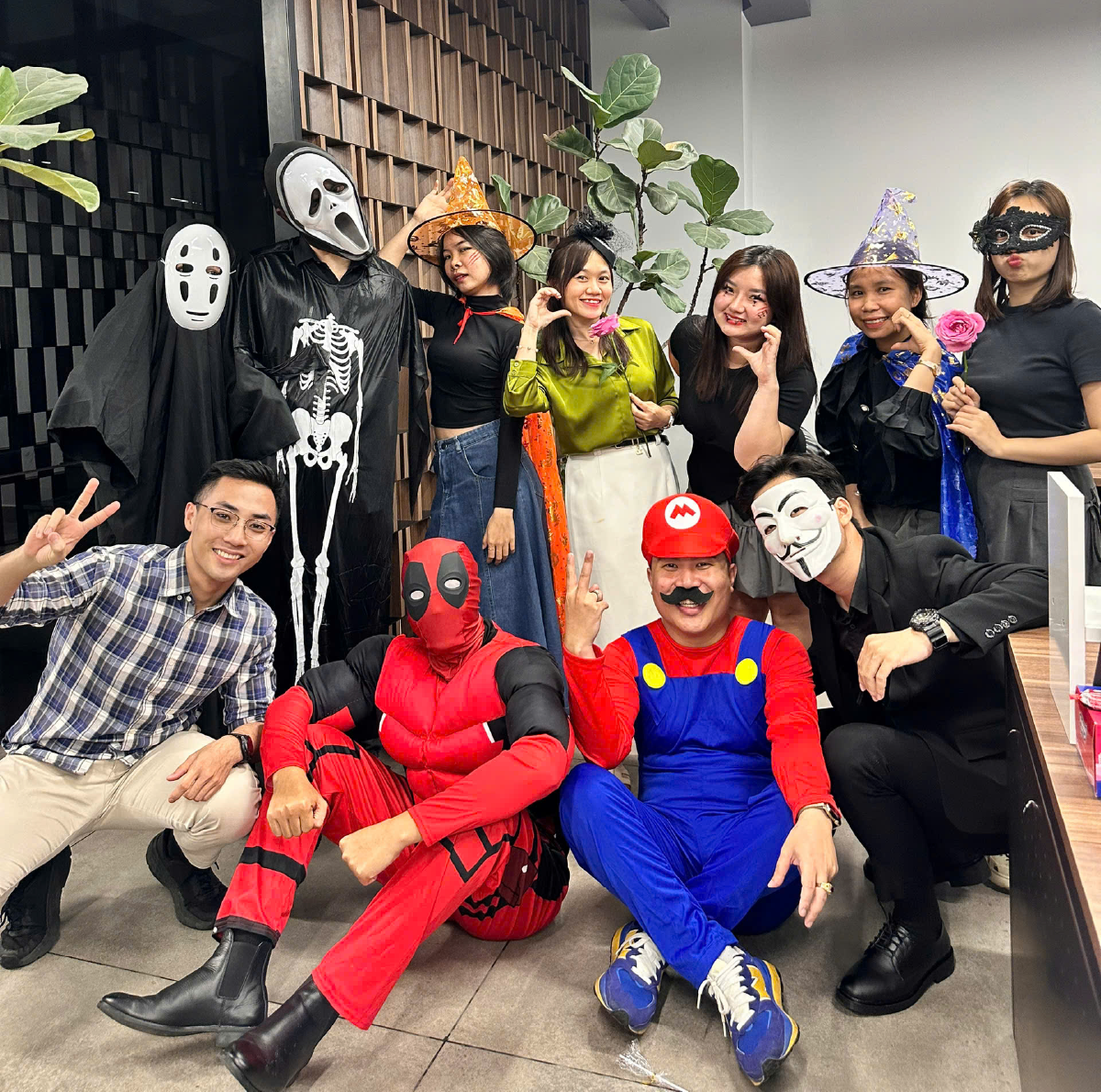 Halloween Vibes – Work Hard, Get Spooky