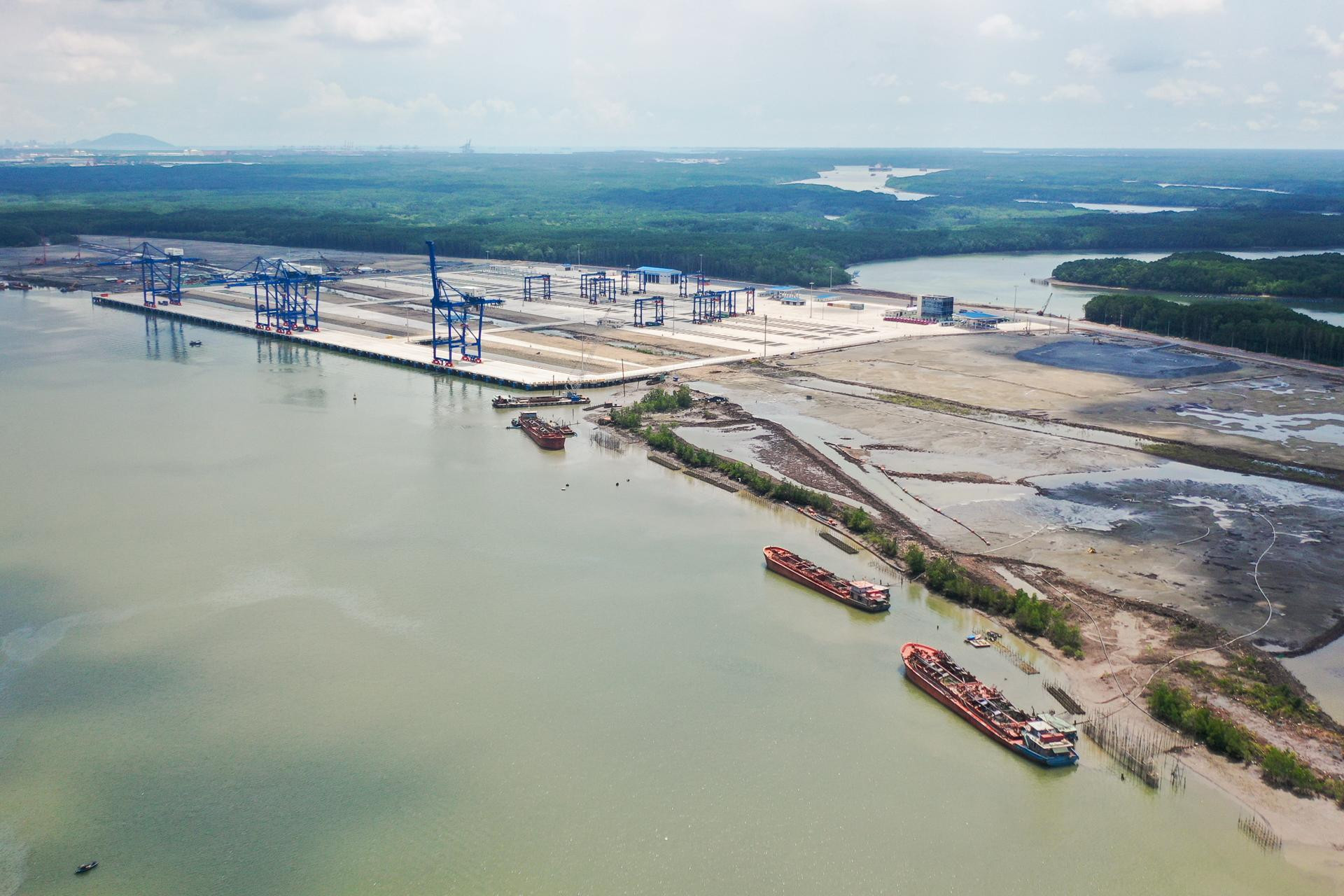 Dong Nai province's largest seaport to commence operations worth nearly ...